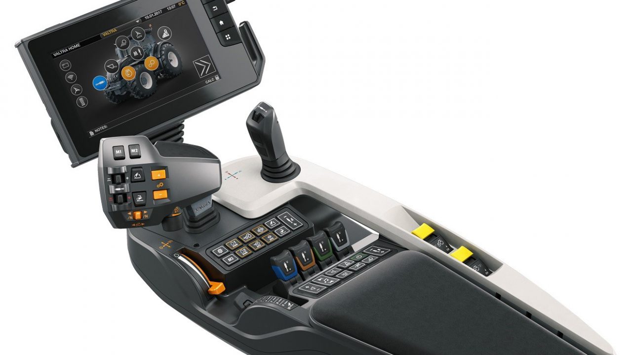 Valtra: debutta l'S394 da 405 cavalli con nuova interfaccia SmartTouch ...