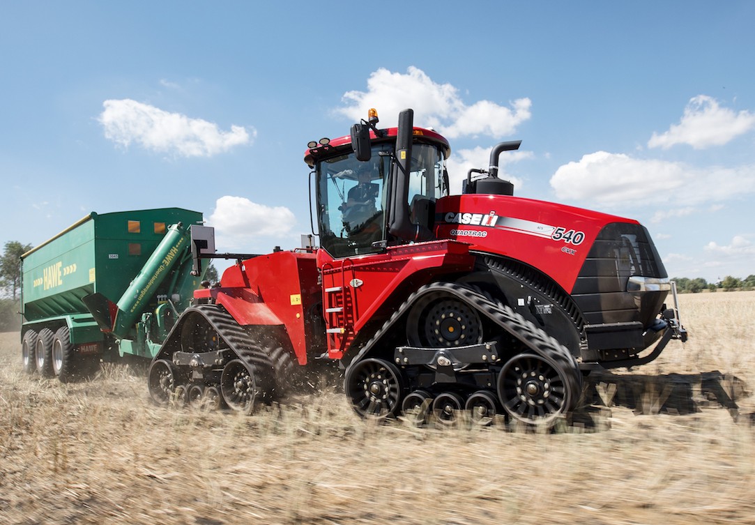Case Quadtrac CVX, un debutto che profuma di svolta | TRATTORI Web ...