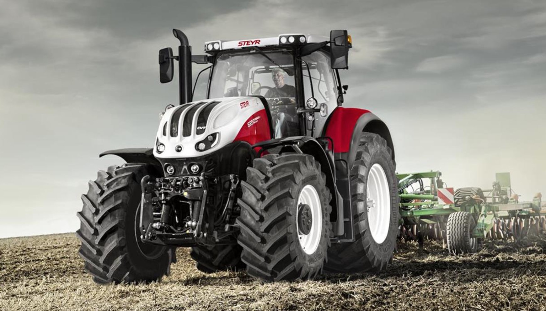 Nuovo 6250 Terrus Cvt; Steyr cala il tris nel segmento dell'alta ...