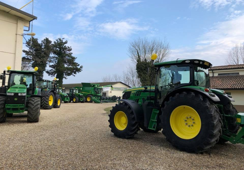 Il Weekend del Secolo John Deere. Per la concessionaria Ormaz è festa tripla | TRATTORI Web ...