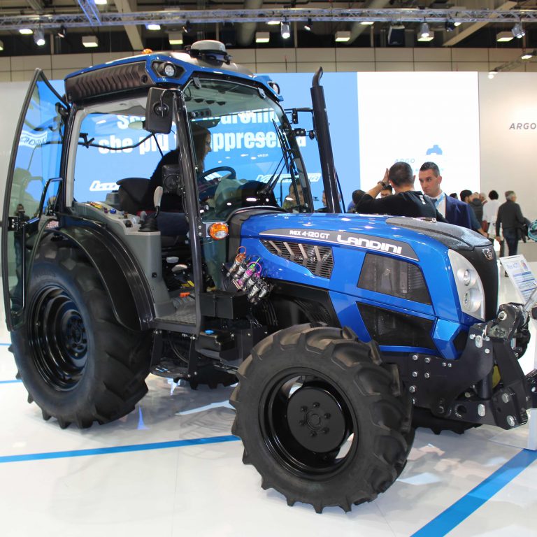 Landini Rex 4 e i superpoteri dell' Advanced Driving System | TRATTORI ...