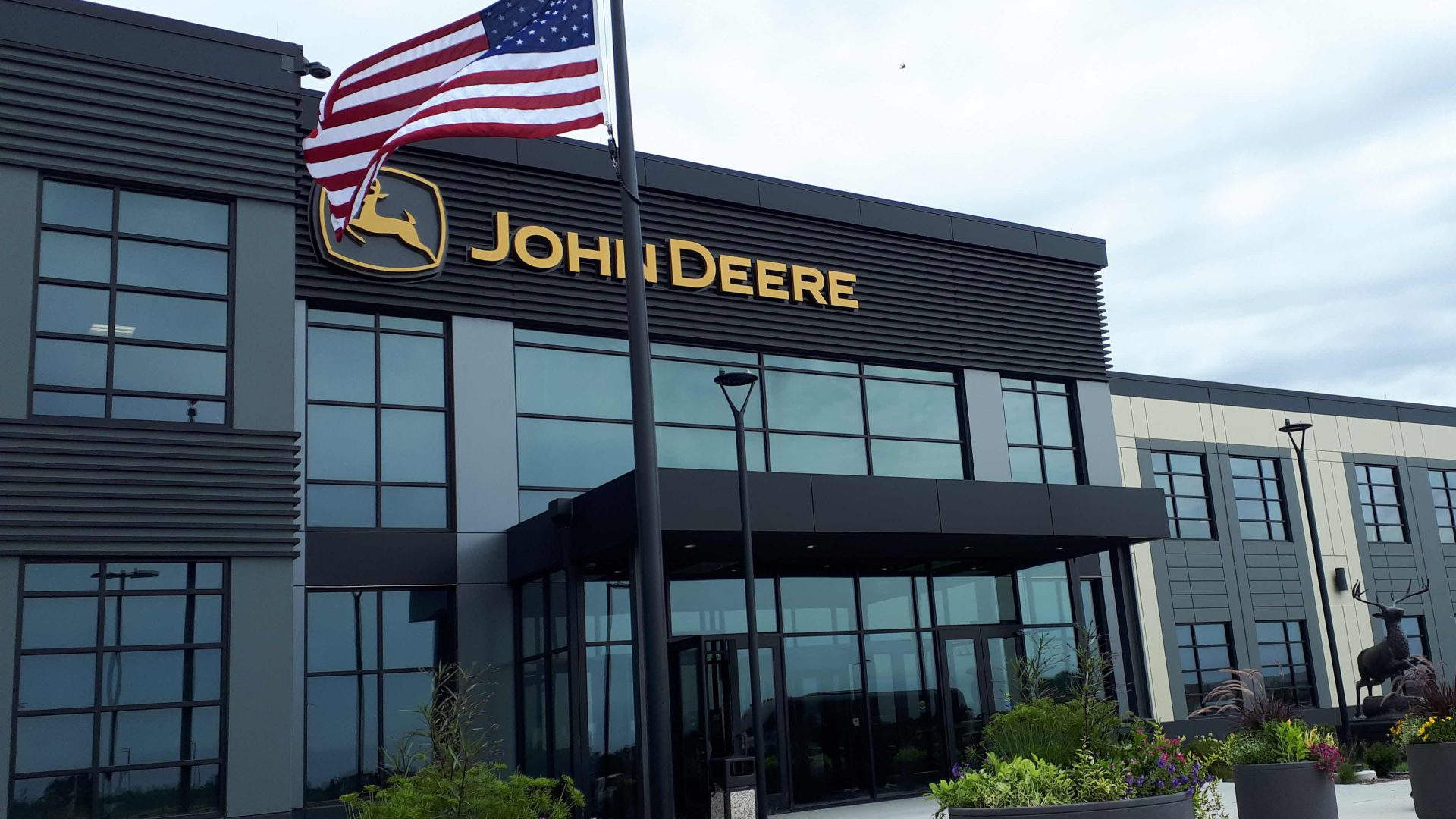 John Deere, la nuova sede di Intelligent Solutions Group | Trattori Web