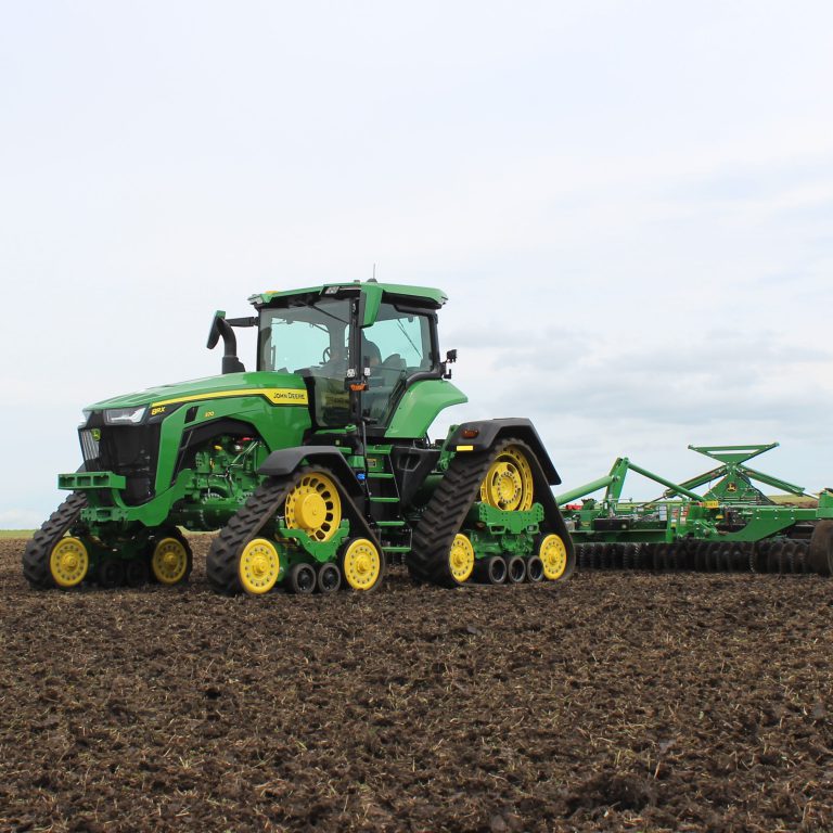 DataConnect disponibile per macchine John Deere, Claas e 365FarmNet