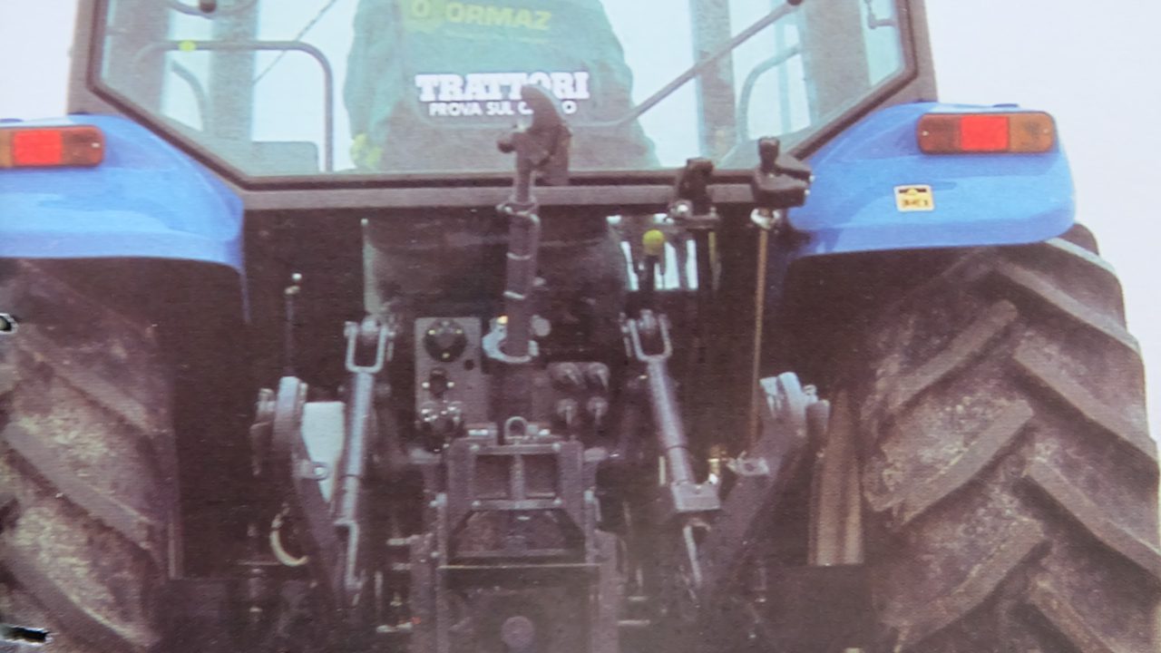 Landini Ghibli 100 D e New Holland TL 100 DT: il confronto del 2002