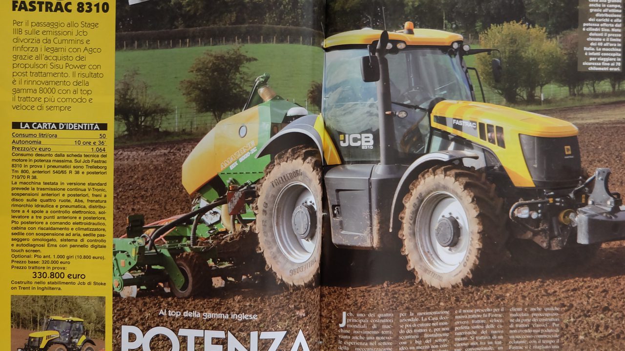 JCB Fastrac 8310, potenza e comfort. Nel 2012 la prova