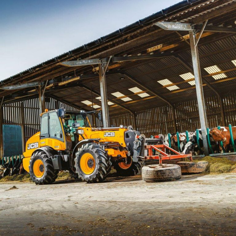 JCB TM, il 320 è il modello più venduto delle pale gommate telescopiche