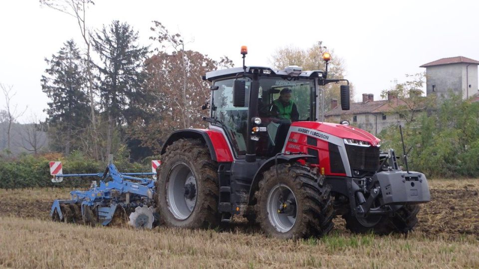 Massey Ferguson 8S.305 Dyna-VT, la chiusura del cerchio. La prova