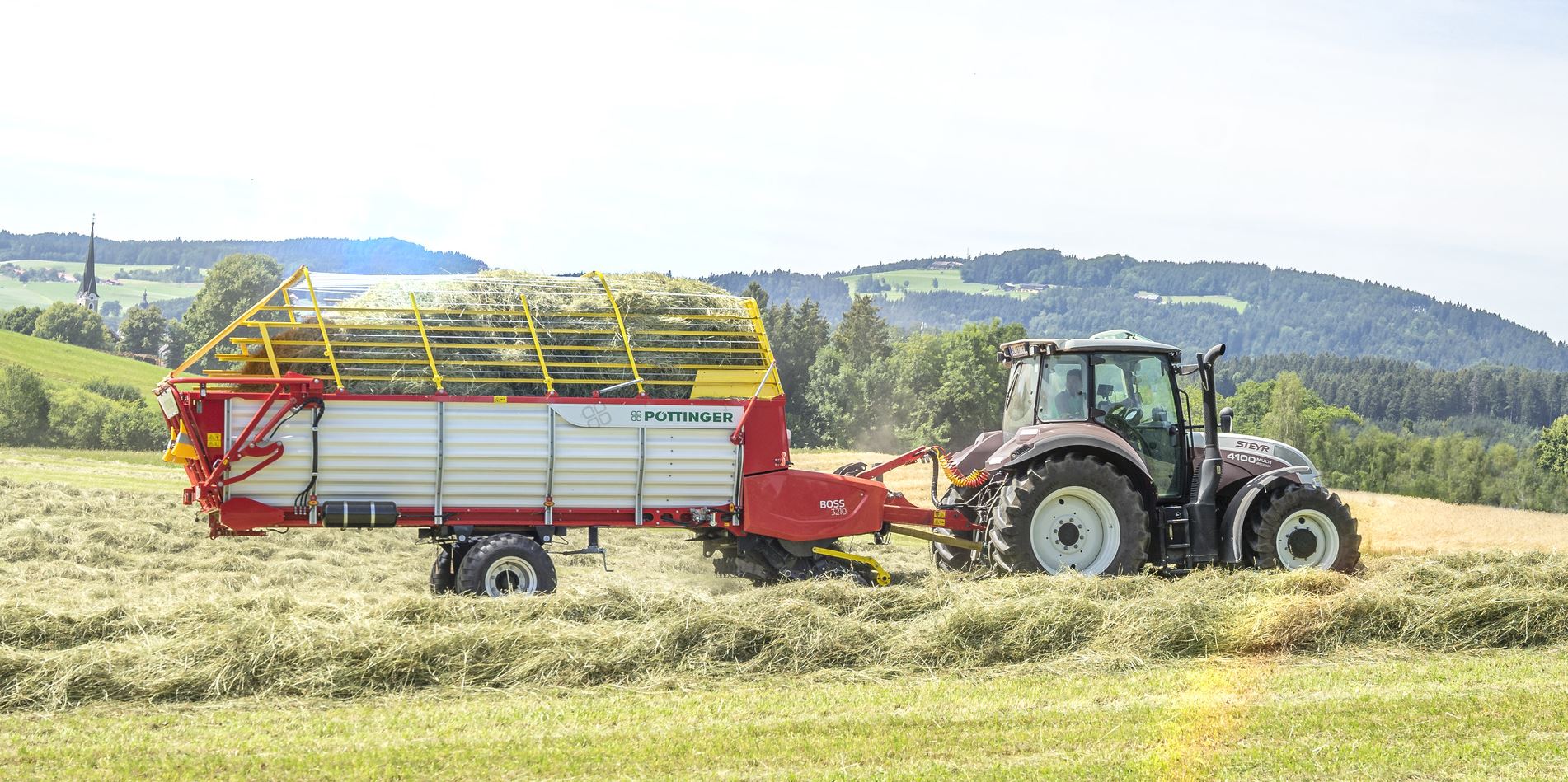 Pottinger svela il nuovo carro BOSS 3000 con trasportatore SUPERMATIC