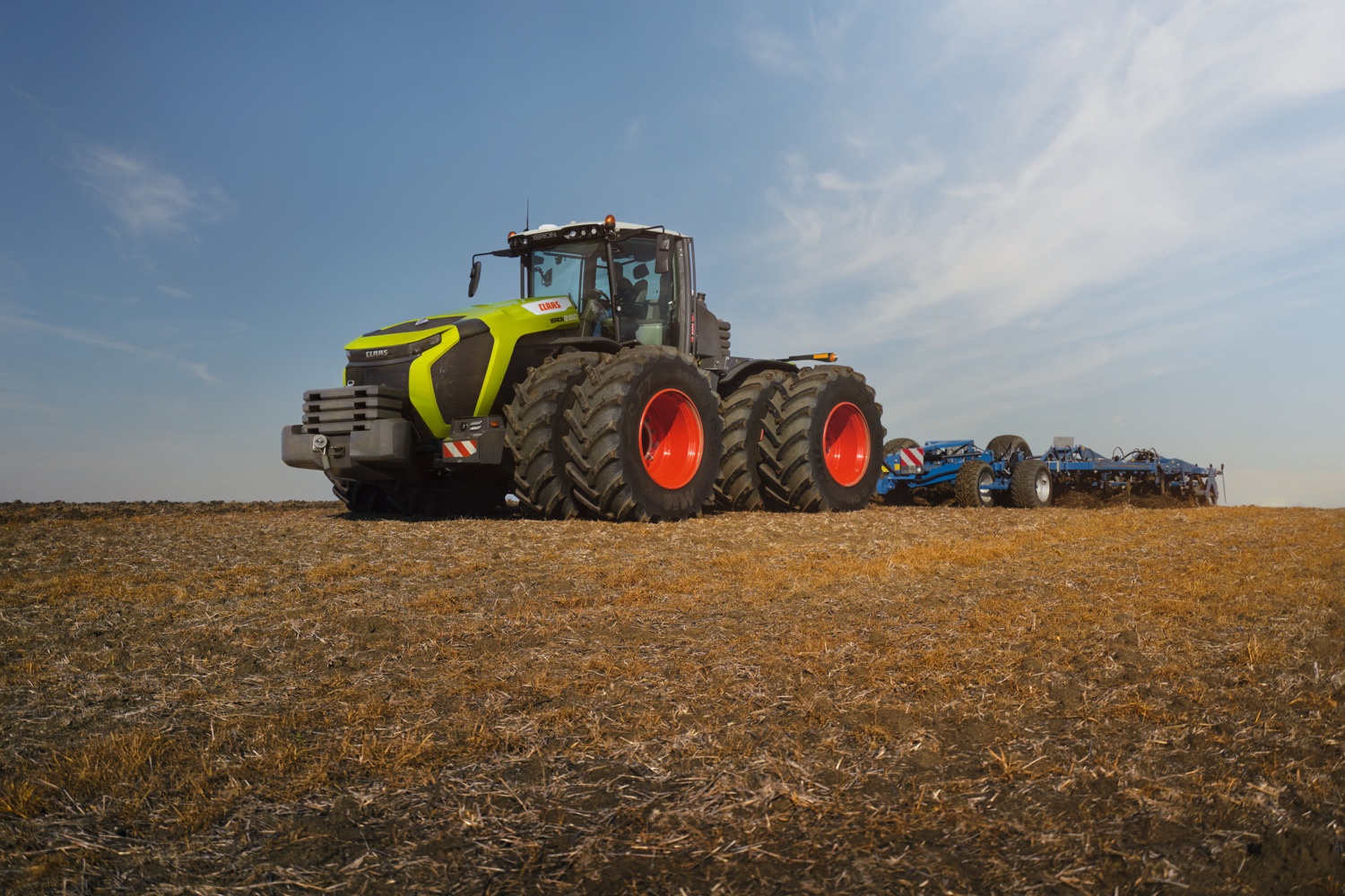 XERION, Claas svela i nuovi trattori con potenze fino a 653 cv