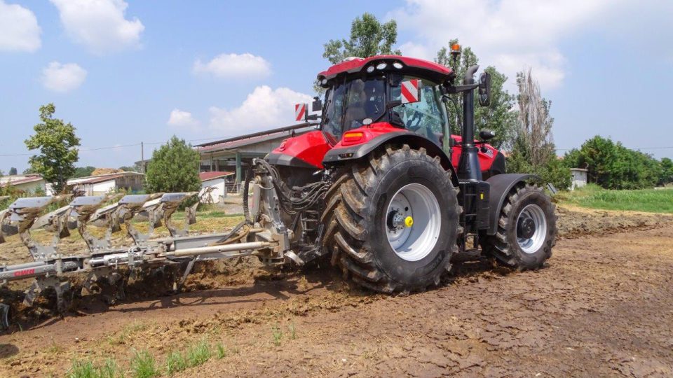 Case IH Puma 260 CVXDrive, più potente e più robusto. La prova