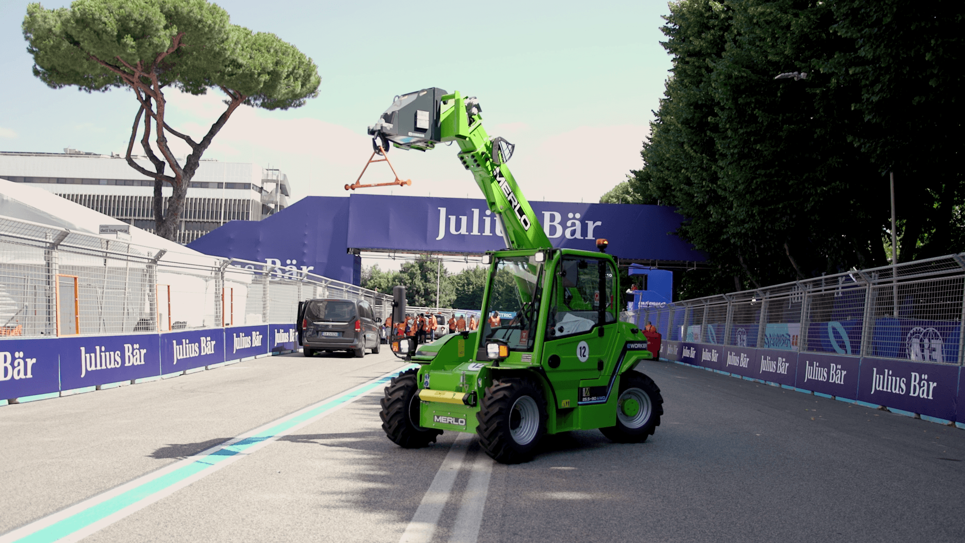 E-WORKER, il telescopico elettrico di Merlo al GP di Formula E