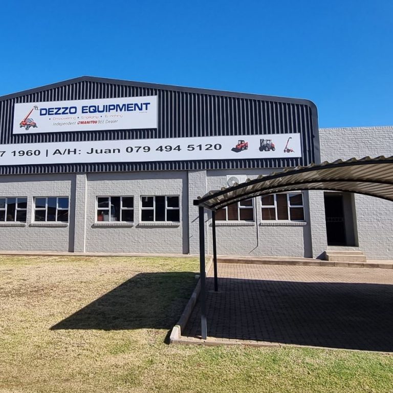 Manitou potenzia le attività dei concessionari con Dezzo Equipment