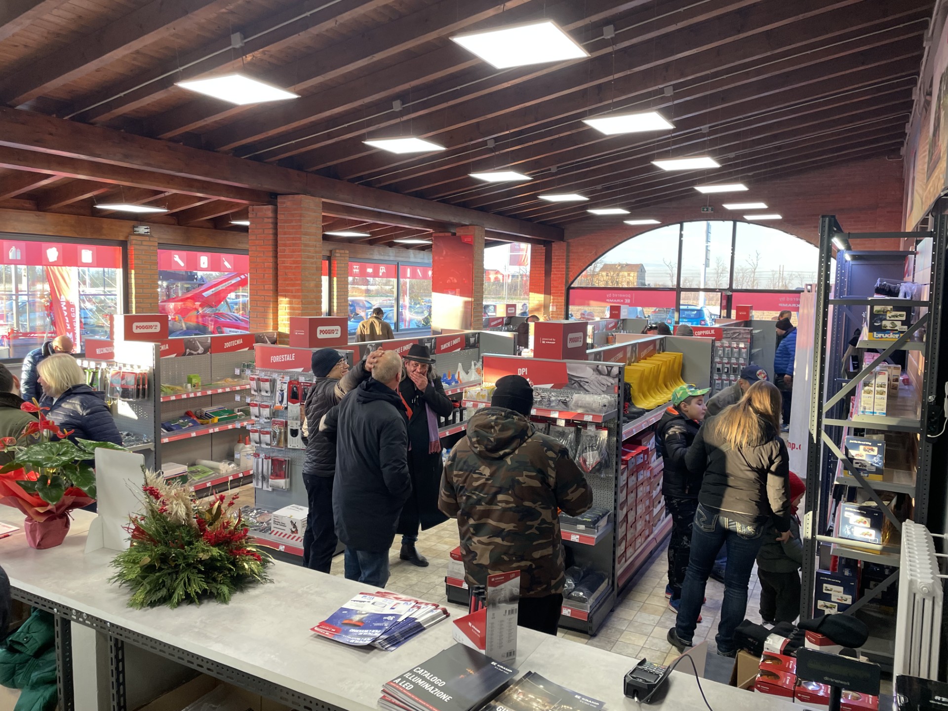 Kramp inaugura il nono negozio di ricambi in Italia