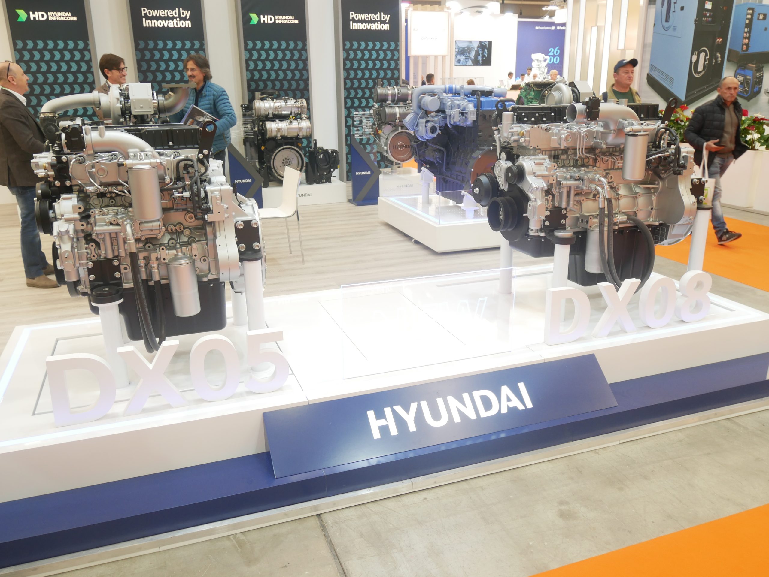 DX05 e DX08, il futuro motoristico di HD Hyundai Infracore