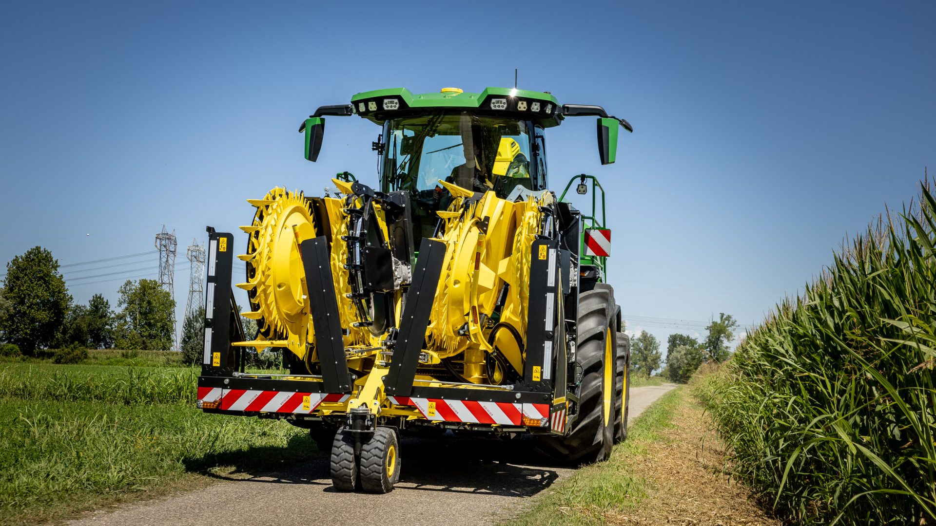 Multicrop 400Pro, le nuove trince John Deere F8 e F9 monteranno le ...